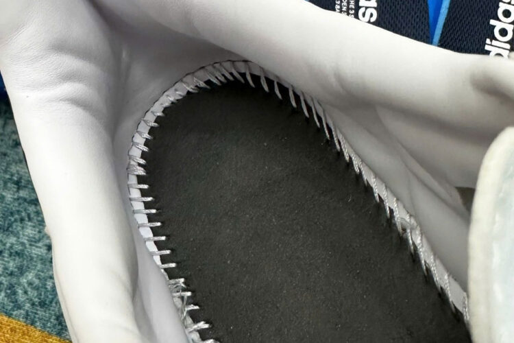 Giày adidas Samba ADV White Shadow Navy Trắng Xanh Navy